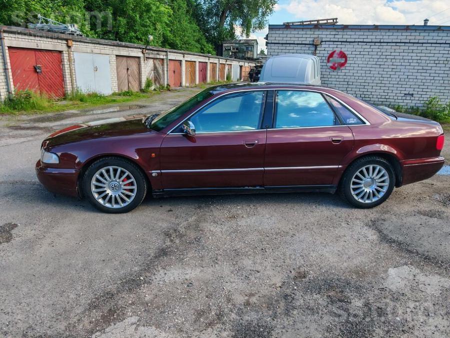 Sarkans Audi A8 1995 Rīga, ar dzinēja tilpumu 4.20 L un nobraukumu 324 tūkst. km par 2000 €, foto 6 vietnē AUTOMOTO.COM.LV