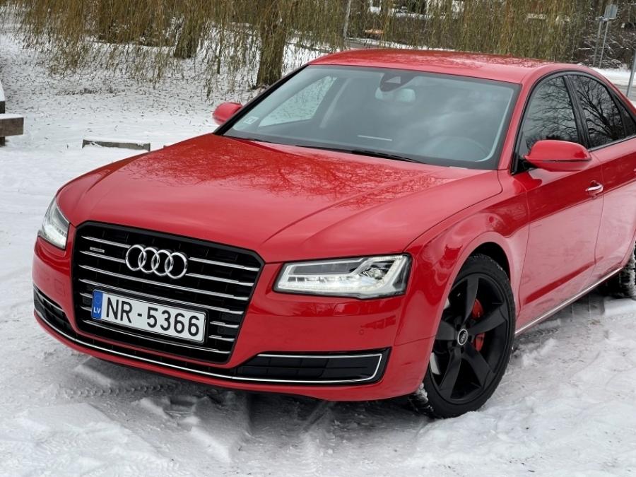 Red Audi A8 2014 in Riga, with an engine capacity of 3.00 L and mileage of 208 thousand km for 19350 €, photo 6 on AUTOMOTO.COM.LV