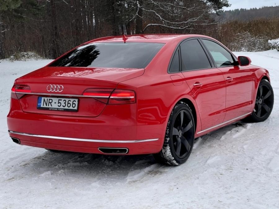 Red Audi A8 2014 in Riga, with an engine capacity of 3.00 L and mileage of 208 thousand km for 19350 €, photo 9 on AUTOMOTO.COM.LV