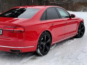 Red Audi A8 2014 in Riga, with an engine capacity of 3.00 L and mileage of 208 thousand km for 19350 €, photo 12 on AUTOMOTO.COM.LV
