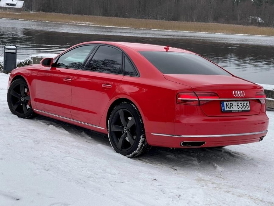 Red Audi A8 2014 in Riga, with an engine capacity of 3.00 L and mileage of 208 thousand km for 19350 €, photo 24 on AUTOMOTO.COM.LV