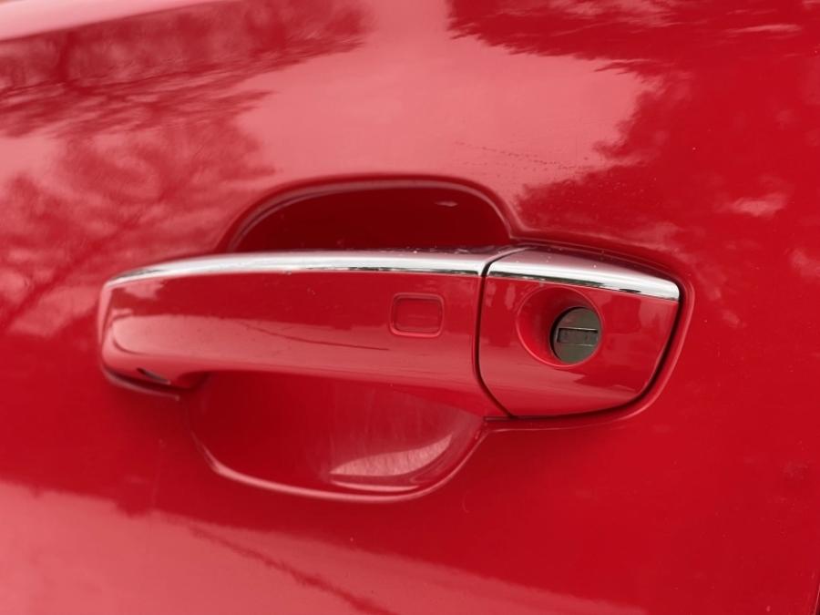 Red Audi A8 2014 in Riga, with an engine capacity of 3.00 L and mileage of 208 thousand km for 19350 €, photo 26 on AUTOMOTO.COM.LV