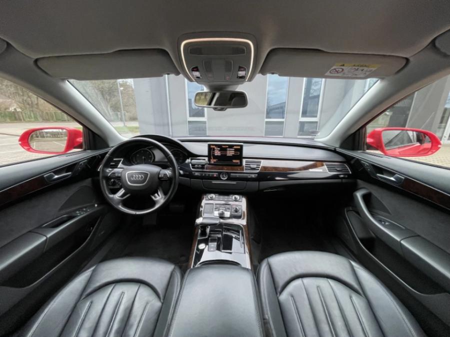 Red Audi A8 2014 in Riga, with an engine capacity of 3.00 L and mileage of 208 thousand km for 19350 €, photo 38 on AUTOMOTO.COM.LV