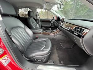 Red Audi A8 2014 in Riga, with an engine capacity of 3.00 L and mileage of 208 thousand km for 19350 €, photo 46 on AUTOMOTO.COM.LV