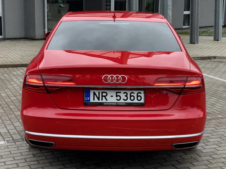 Red Audi A8 2014 in Riga, with an engine capacity of 3.00 L and mileage of 208 thousand km for 19350 €, photo 51 on AUTOMOTO.COM.LV