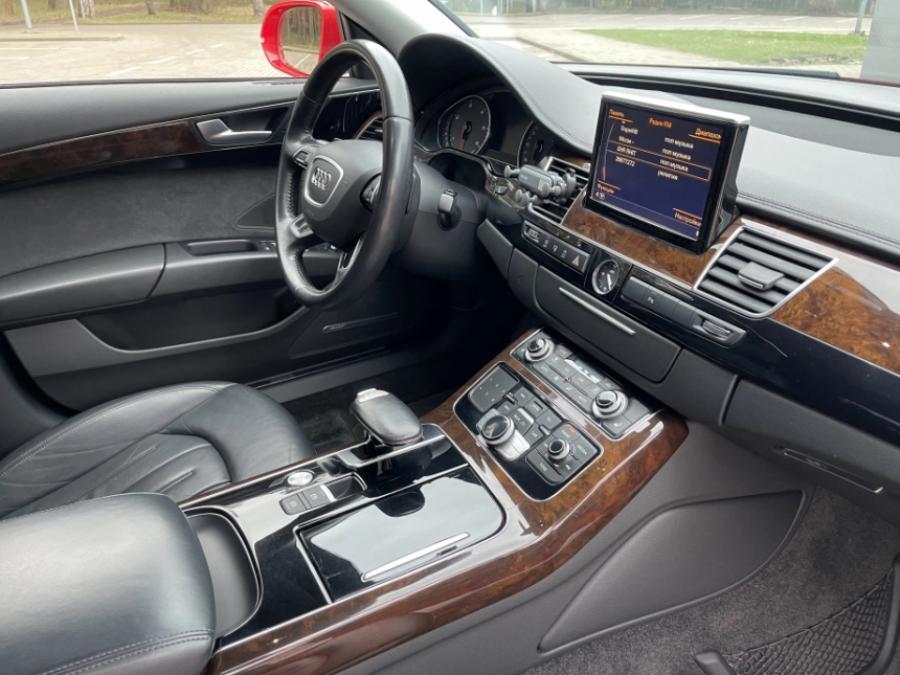 Red Audi A8 2014 in Riga, with an engine capacity of 3.00 L and mileage of 208 thousand km for 19350 €, photo 71 on AUTOMOTO.COM.LV