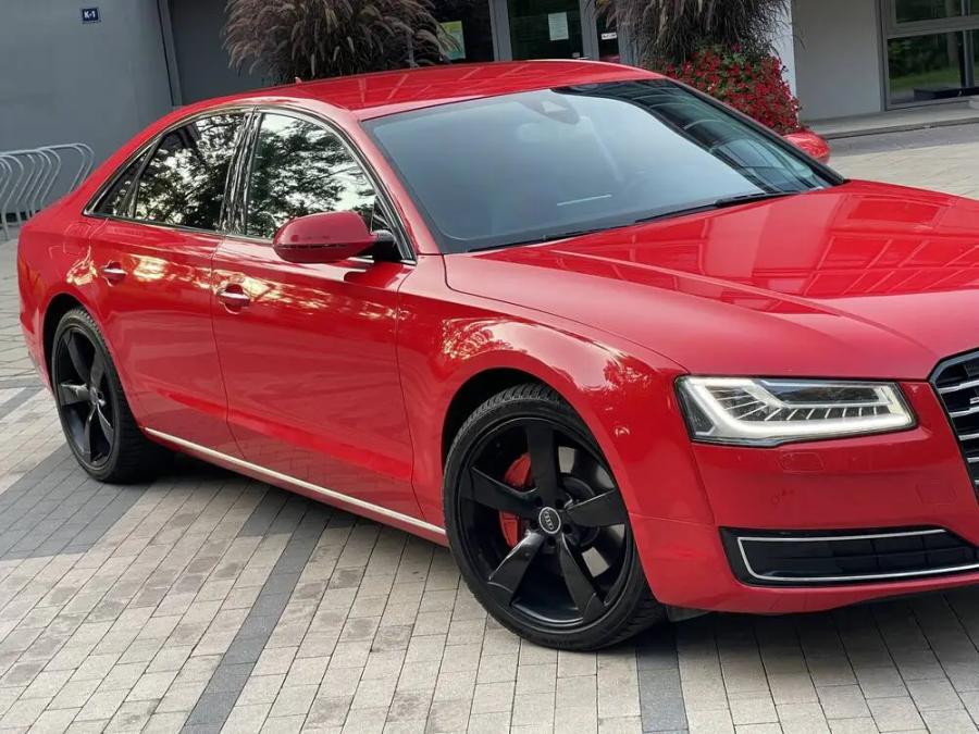 Red Audi A8 2014 in Jurmala, with an engine capacity of 3.00 L and mileage of 229 thousand km for 17650 €, photo 20 on AUTOMOTO.COM.LV