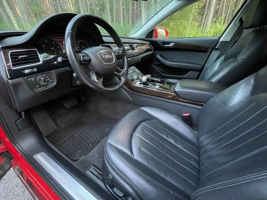 Red Audi A8 2014 in Jurmala, with an engine capacity of 3.00 L and mileage of 229 thousand km for 17650 €, photo 24 on AUTOMOTO.COM.LV