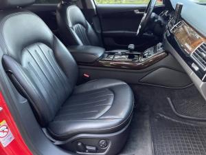 Red Audi A8 2014 in Jurmala, with an engine capacity of 3.00 L and mileage of 229 thousand km for 17650 €, photo 31 on AUTOMOTO.COM.LV