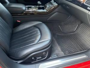 Red Audi A8 2014 in Jurmala, with an engine capacity of 3.00 L and mileage of 229 thousand km for 17650 €, photo 32 on AUTOMOTO.COM.LV