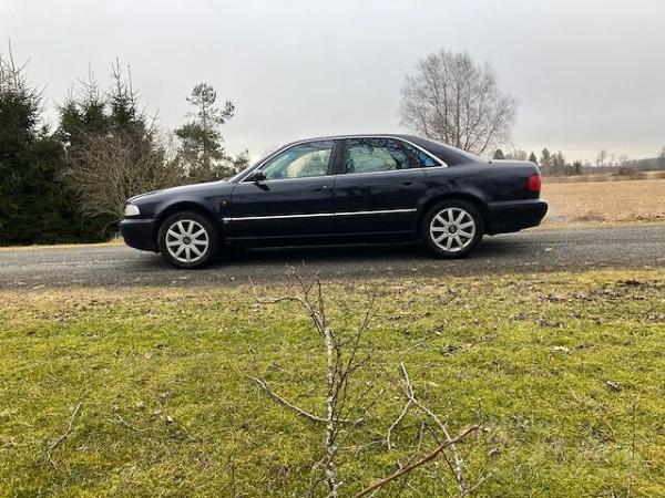 Audi A8 1995 in Parnu, with an engine capacity of 0.00 L and mileage of 235 thousand km for 4000 €, photo 1 on AUTOMOTO.COM.LV