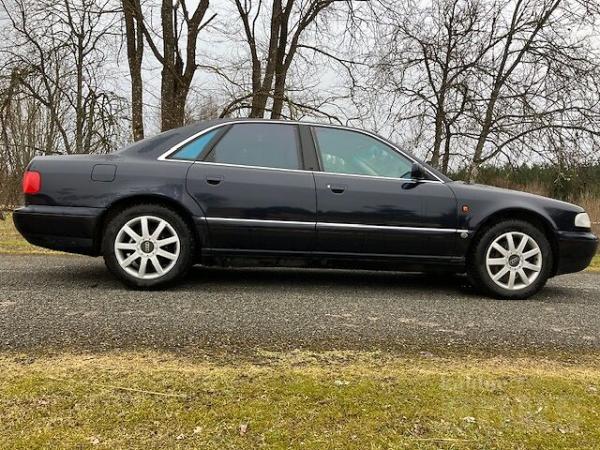 Audi A8 1995 in Parnu, with an engine capacity of 0.00 L and mileage of 235 thousand km for 4000 €, photo 2 on AUTOMOTO.COM.LV