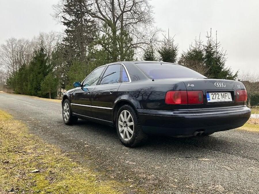 Audi A8 1995 in Parnu, with an engine capacity of 0.00 L and mileage of 235 thousand km for 4000 €, photo 4 on AUTOMOTO.COM.LV