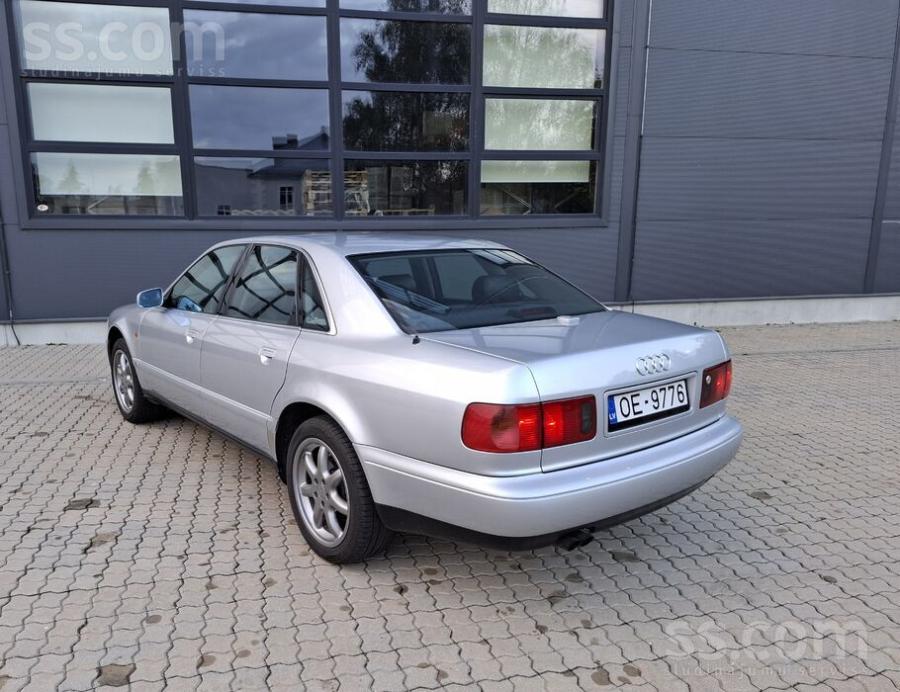 Ауди А8 1996 в Валка, объемом двигателя 2.80 л и пробегом 239 тыс. км за 4400 €, фото 5 на AUTOMOTO.COM.LV