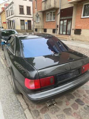 Audi A8 1997 in Klaipeda, with an engine capacity of 4.20 L and mileage of 450 thousand km for 3000 €, photo 7 on AUTOMOTO.COM.LV