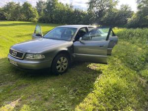 Audi A8 1997 Viļņa, ar dzinēja tilpumu 2.80 L un nobraukumu 462 tūkst. km par 2000 €, foto 3 vietnē AUTOMOTO.COM.LV