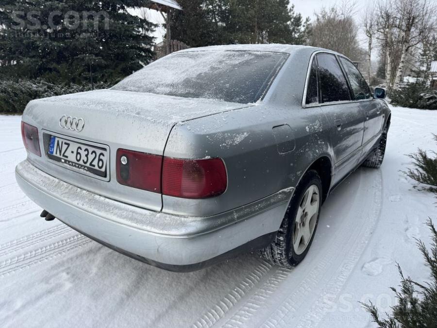 Audi A8 1999 in Daugavpils, with an engine capacity of 2.50 L and mileage of 0 thousand km for 1490 €, photo 4 on AUTOMOTO.COM.LV