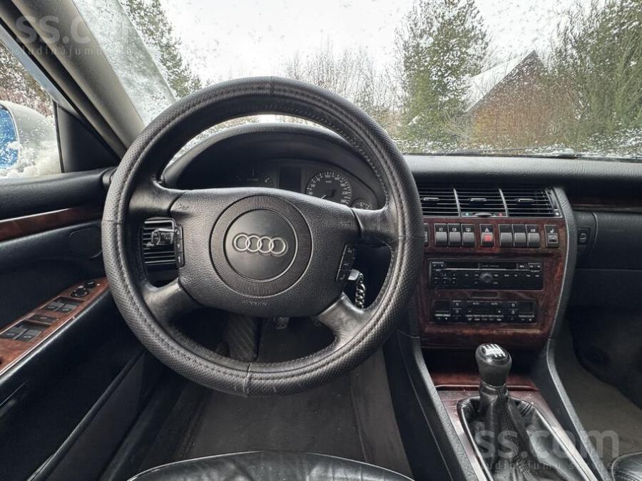 Audi A8 1999 in Daugavpils, with an engine capacity of 2.50 L and mileage of 0 thousand km for 1490 €, photo 10 on AUTOMOTO.COM.LV