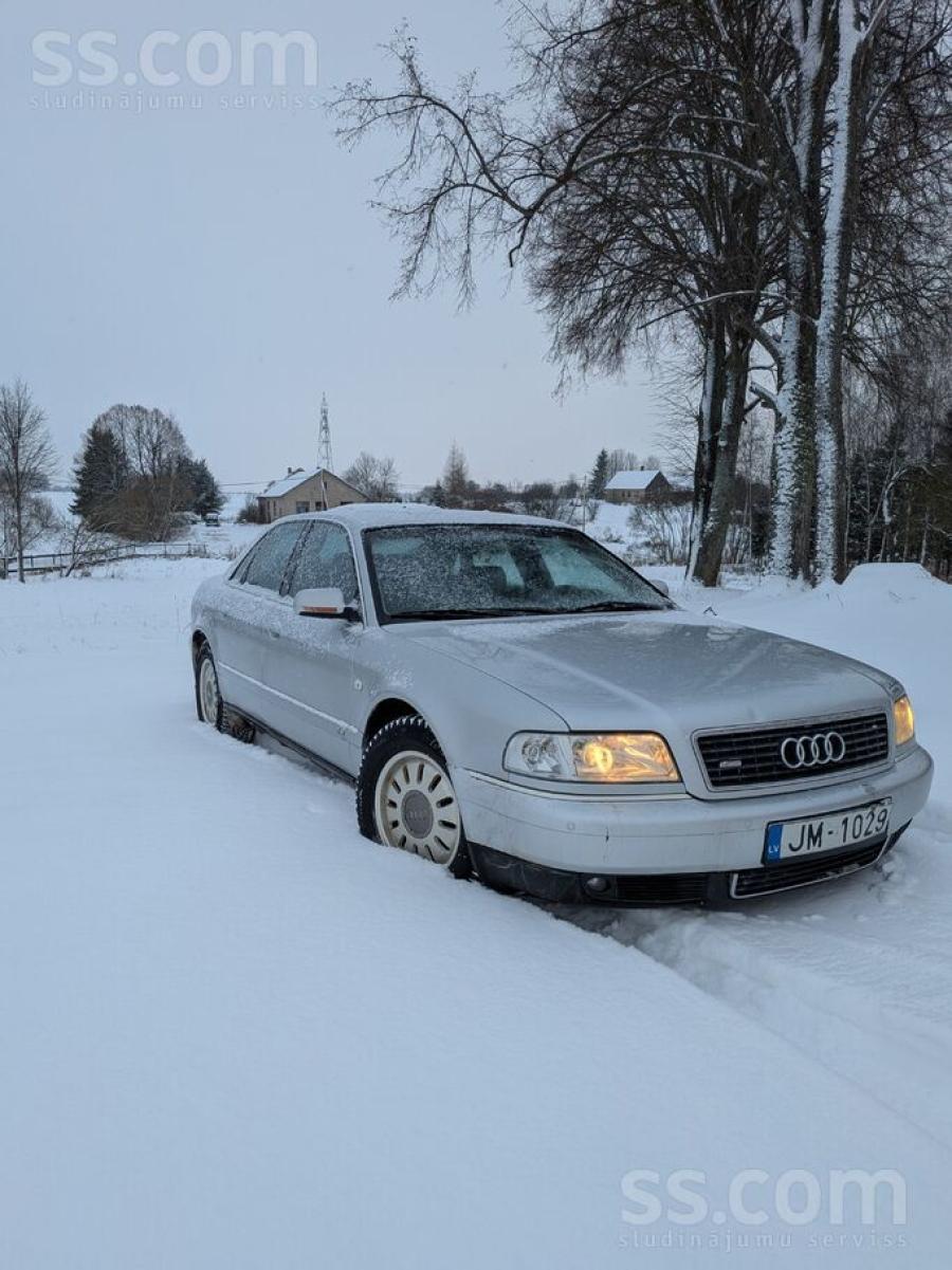 Audi A8 2001 Rēzekne, ar dzinēja tilpumu 2.50 L un nobraukumu 456 tūkst. km par 2100 €, foto 1 vietnē AUTOMOTO.COM.LV