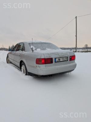 Audi A8 2001 Rēzekne, ar dzinēja tilpumu 2.50 L un nobraukumu 456 tūkst. km par 2100 €, foto 2 vietnē AUTOMOTO.COM.LV