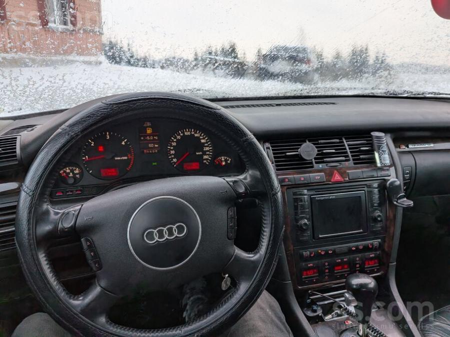 Audi A8 2001 Rēzekne, ar dzinēja tilpumu 2.50 L un nobraukumu 456 tūkst. km par 2100 €, foto 5 vietnē AUTOMOTO.COM.LV