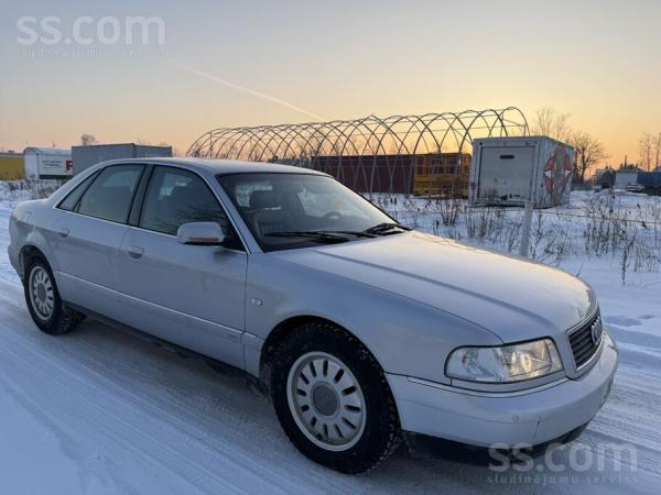 Audi A8 2001 Jelgava, ar dzinēja tilpumu 2.50 L un nobraukumu 459 tūkst. km par 2500 €, foto 2 vietnē AUTOMOTO.COM.LV