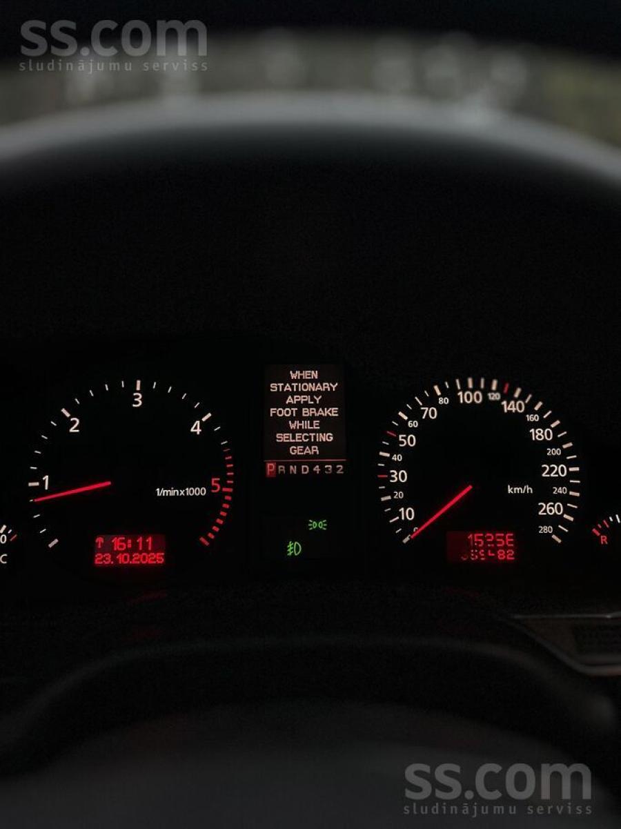 Audi A8 2001 in Riga, with an engine capacity of 2.50 L and mileage of 360 thousand km for 3600 €, photo 7 on AUTOMOTO.COM.LV