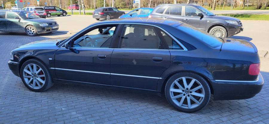 Audi A8 2002 in Klaipeda, with an engine capacity of 2.50 L and mileage of 275 thousand km for 3450 €, photo 4 on AUTOMOTO.COM.LV