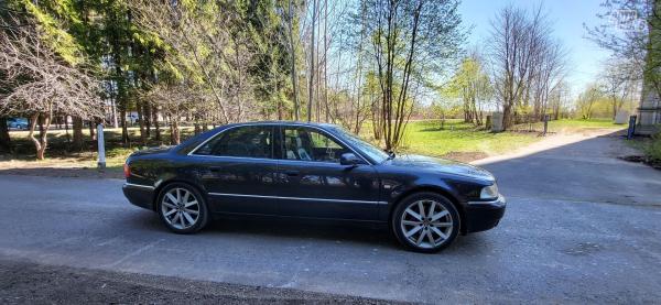 Audi A8 2002 in Klaipeda, with an engine capacity of 2.50 L and mileage of 275 thousand km for 3450 €, photo 7 on AUTOMOTO.COM.LV