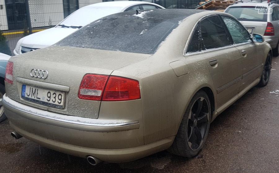 Audi A8 2004 in Vilnius, with an engine capacity of 3.70 L and mileage of 250 thousand km for 1500 €, photo 3 on AUTOMOTO.COM.LV