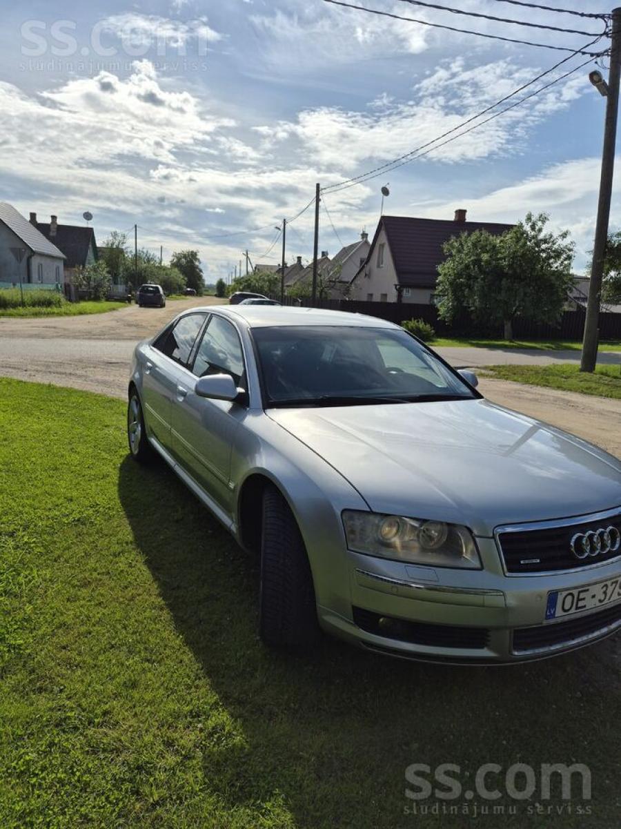 Audi A8 2004 in Daugavpils, with an engine capacity of 3.00 L and mileage of 290 thousand km for 3900 €, photo 3 on AUTOMOTO.COM.LV