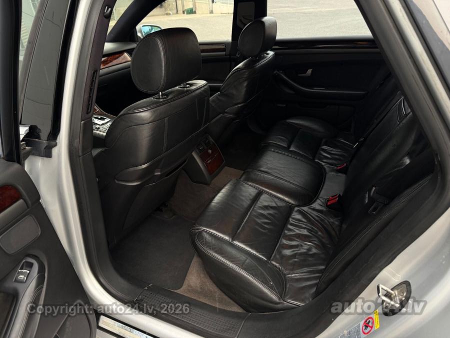 Ауди А8 2004 в Тарту, объемом двигателя 3.90 л и пробегом 298 тыс. км за 2999 €, фото 9 на AUTOMOTO.COM.LV