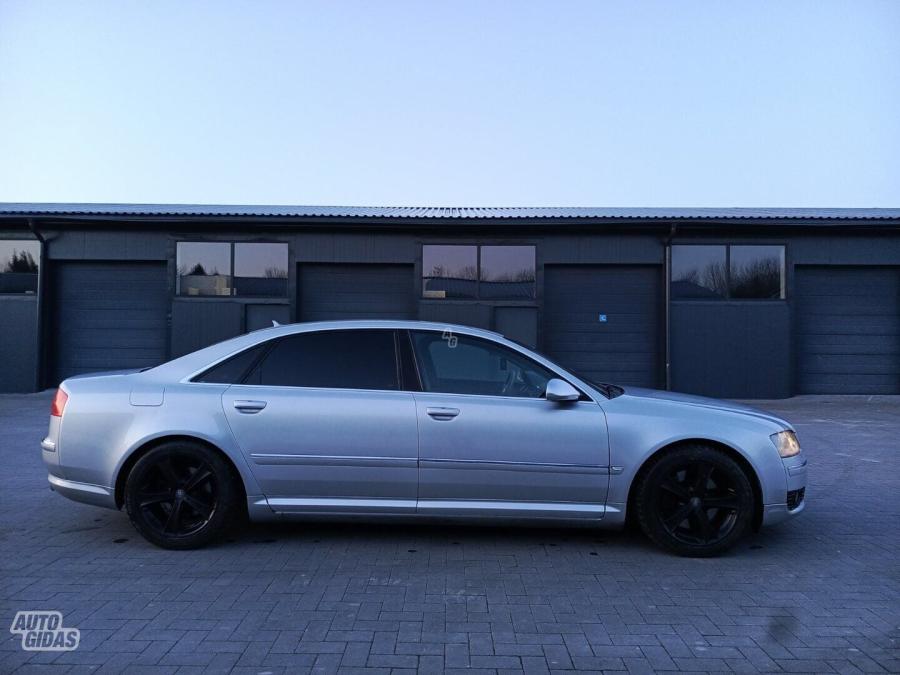 Audi A8 2005 in Klaipeda, with an engine capacity of 3.00 L and mileage of 281 thousand km for 3400 €, photo 6 on AUTOMOTO.COM.LV