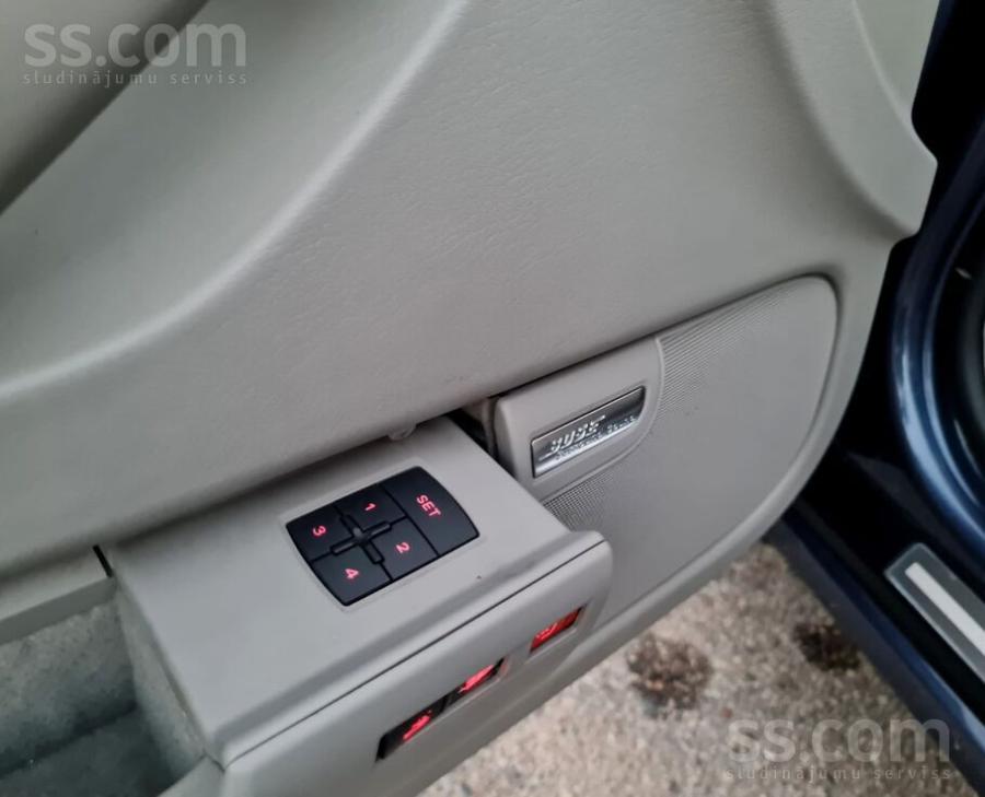 Audi A8 2005 Daugavpils, ar dzinēja tilpumu 4.20 L un nobraukumu 282 tūkst. km par 4699 €, foto 21 vietnē AUTOMOTO.COM.LV