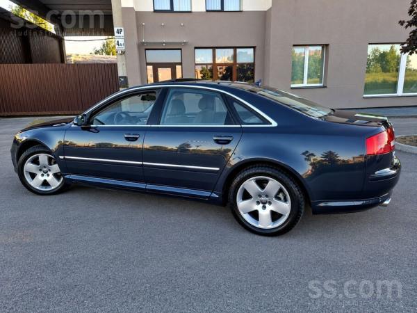 Audi A8 2005 in Daugavpils, with an engine capacity of 4.20 L and mileage of 285 thousand km for 3950 €, photo 3 on AUTOMOTO.COM.LV