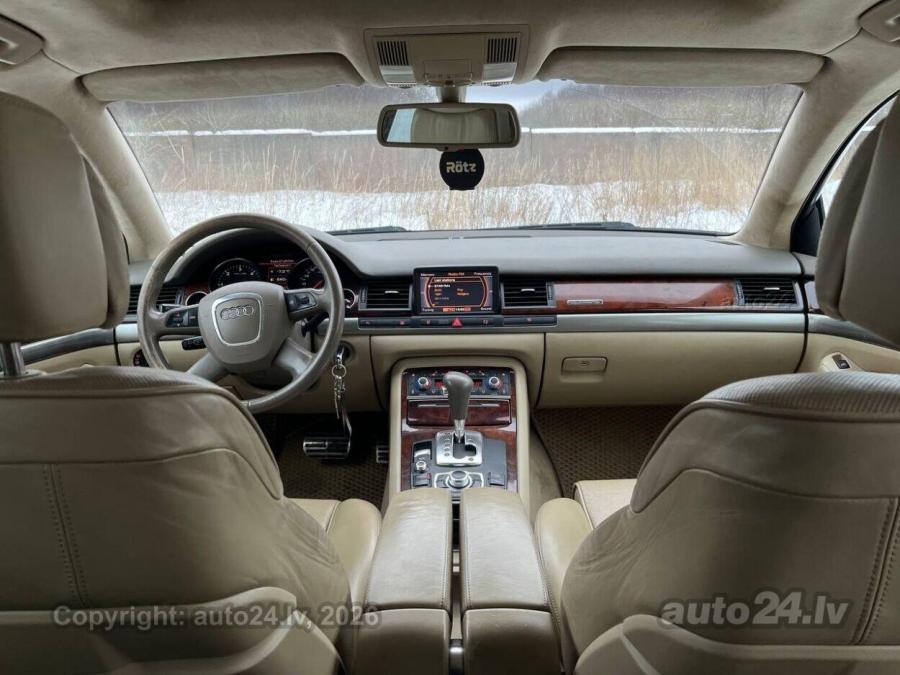 Audi A8 2006 in Tallinn, with an engine capacity of 4.10 L and mileage of 316 thousand km for 5550 €, photo 17 on AUTOMOTO.COM.LV