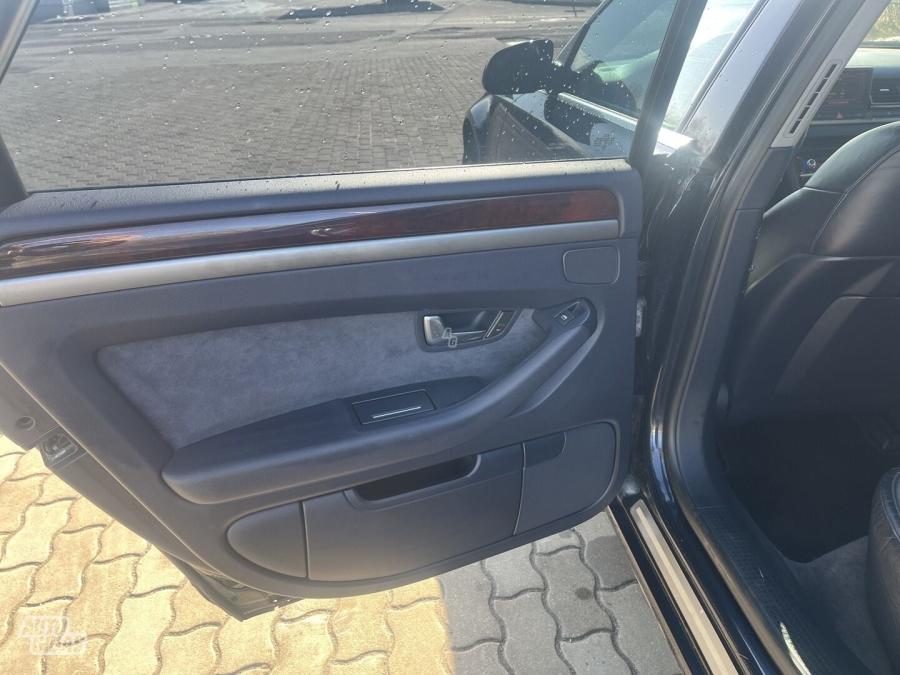 Audi A8 2006 in Klaipeda, with an engine capacity of 3.00 L and mileage of 3800 thousand km for 3500 €, photo 14 on AUTOMOTO.COM.LV