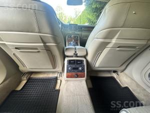Audi A8 2006 Jūrmala, ar dzinēja tilpumu 4.20 L un nobraukumu 429 tūkst. km par 5950 €, foto 12 vietnē AUTOMOTO.COM.LV