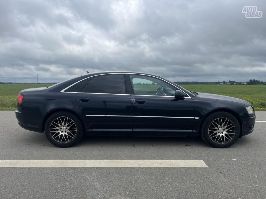 Audi A8 2006 in Klaipeda, with an engine capacity of 3.00 L and mileage of 378 thousand km for 3500 €, photo 3 on AUTOMOTO.COM.LV