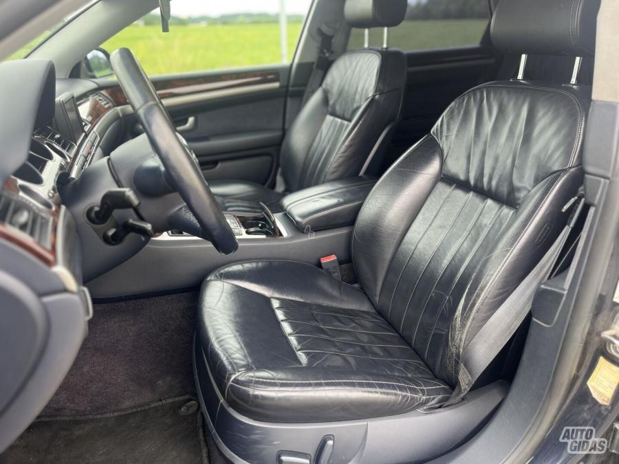 Audi A8 2006 in Klaipeda, with an engine capacity of 3.00 L and mileage of 378 thousand km for 3500 €, photo 9 on AUTOMOTO.COM.LV