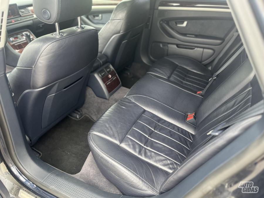 Audi A8 2006 in Klaipeda, with an engine capacity of 3.00 L and mileage of 378 thousand km for 3500 €, photo 11 on AUTOMOTO.COM.LV