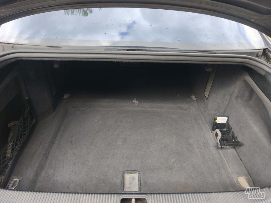 Audi A8 2006 Varėna, ar dzinēja tilpumu 4.20 L un nobraukumu 430 tūkst. km par 2500 €, foto 15 vietnē AUTOMOTO.COM.LV