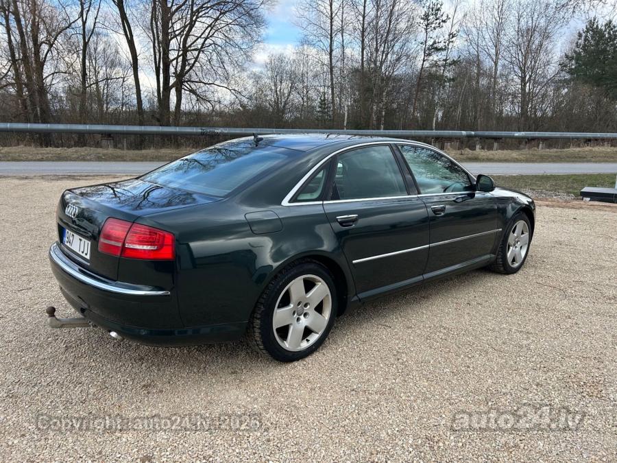 Audi A8 2008 in Voru, with an engine capacity of 3.00 L and mileage of 449 thousand km for 3500 €, photo 5 on AUTOMOTO.COM.LV