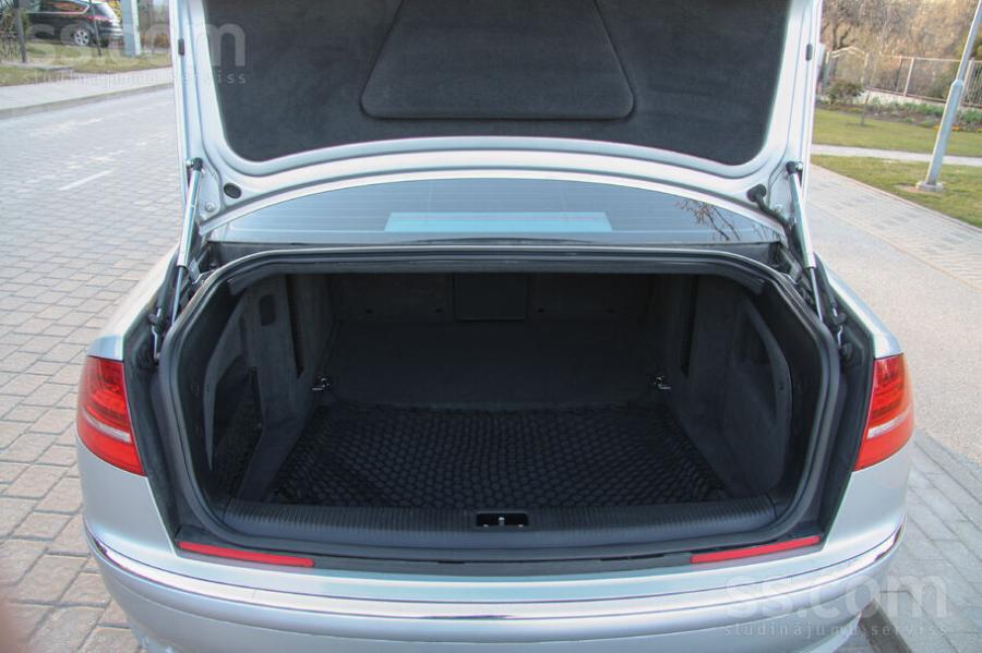 Audi A8 2008 in Riga, with an engine capacity of 3.00 L and mileage of 290 thousand km for 8100 €, photo 24 on AUTOMOTO.COM.LV