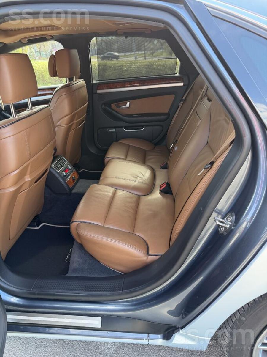 Audi A8 2008 in Riga, with an engine capacity of 4.20 L and mileage of 344 thousand km for 9100 €, photo 8 on AUTOMOTO.COM.LV