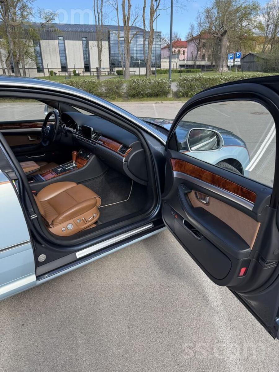 Audi A8 2008 in Riga, with an engine capacity of 4.20 L and mileage of 344 thousand km for 9100 €, photo 19 on AUTOMOTO.COM.LV