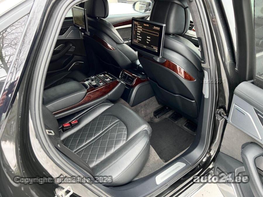 Audi A8 2010 Tallina, ar dzinēja tilpumu 4.20 L un nobraukumu 300 tūkst. km par 18990 €, foto 14 vietnē AUTOMOTO.COM.LV