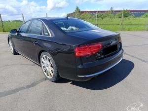 Audi A8 2010 in Vilnius, with an engine capacity of 4.13 L and mileage of 417 thousand km for 8900 €, photo 4 on AUTOMOTO.COM.LV