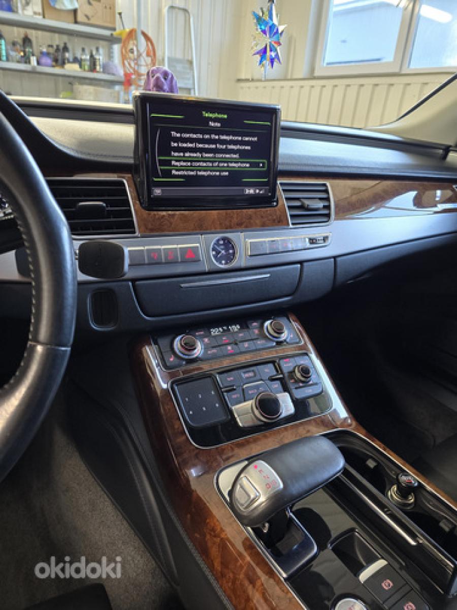 Audi A8 2010 in Turi, with an engine capacity of 4.20 L and mileage of 327 thousand km for 11500 €, photo 9 on AUTOMOTO.COM.LV
