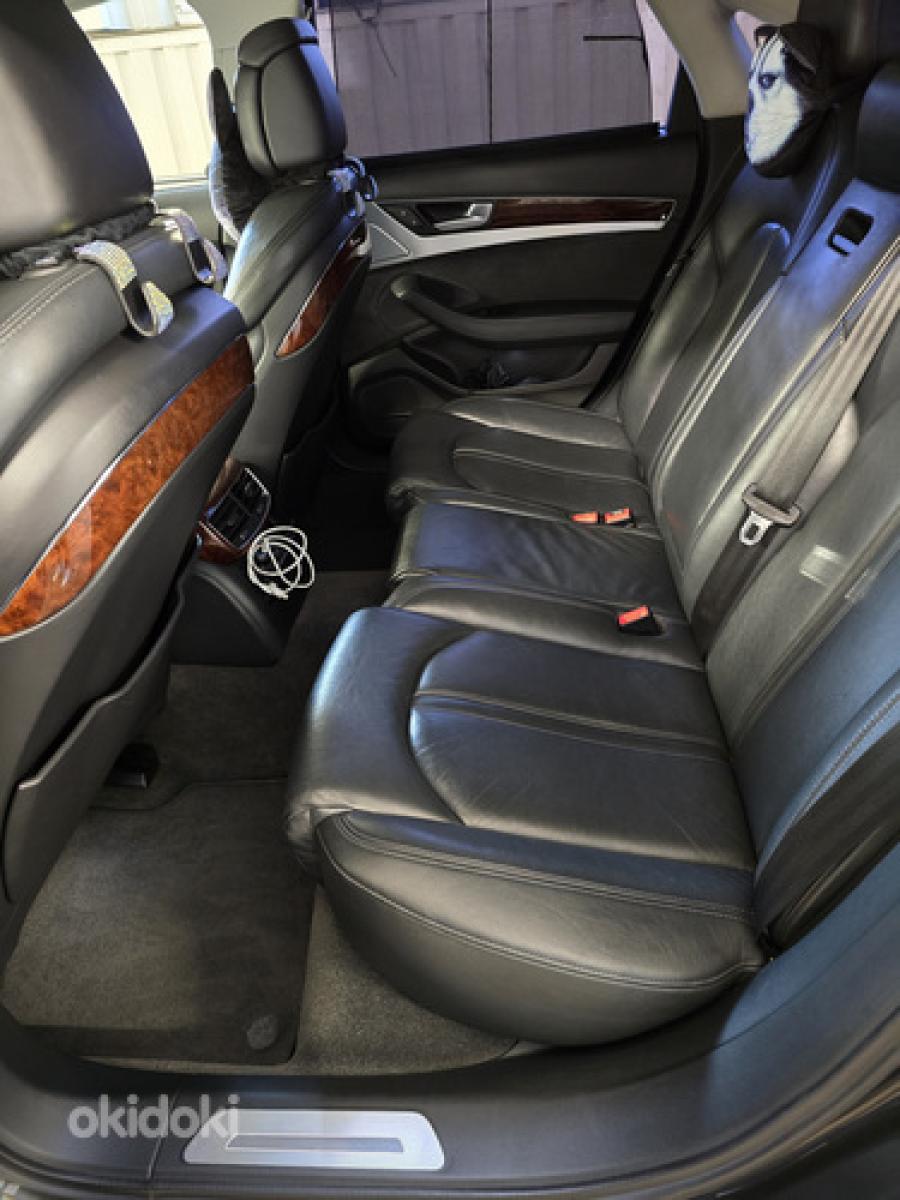 Audi A8 2010 in Turi, with an engine capacity of 4.20 L and mileage of 327 thousand km for 11500 €, photo 12 on AUTOMOTO.COM.LV